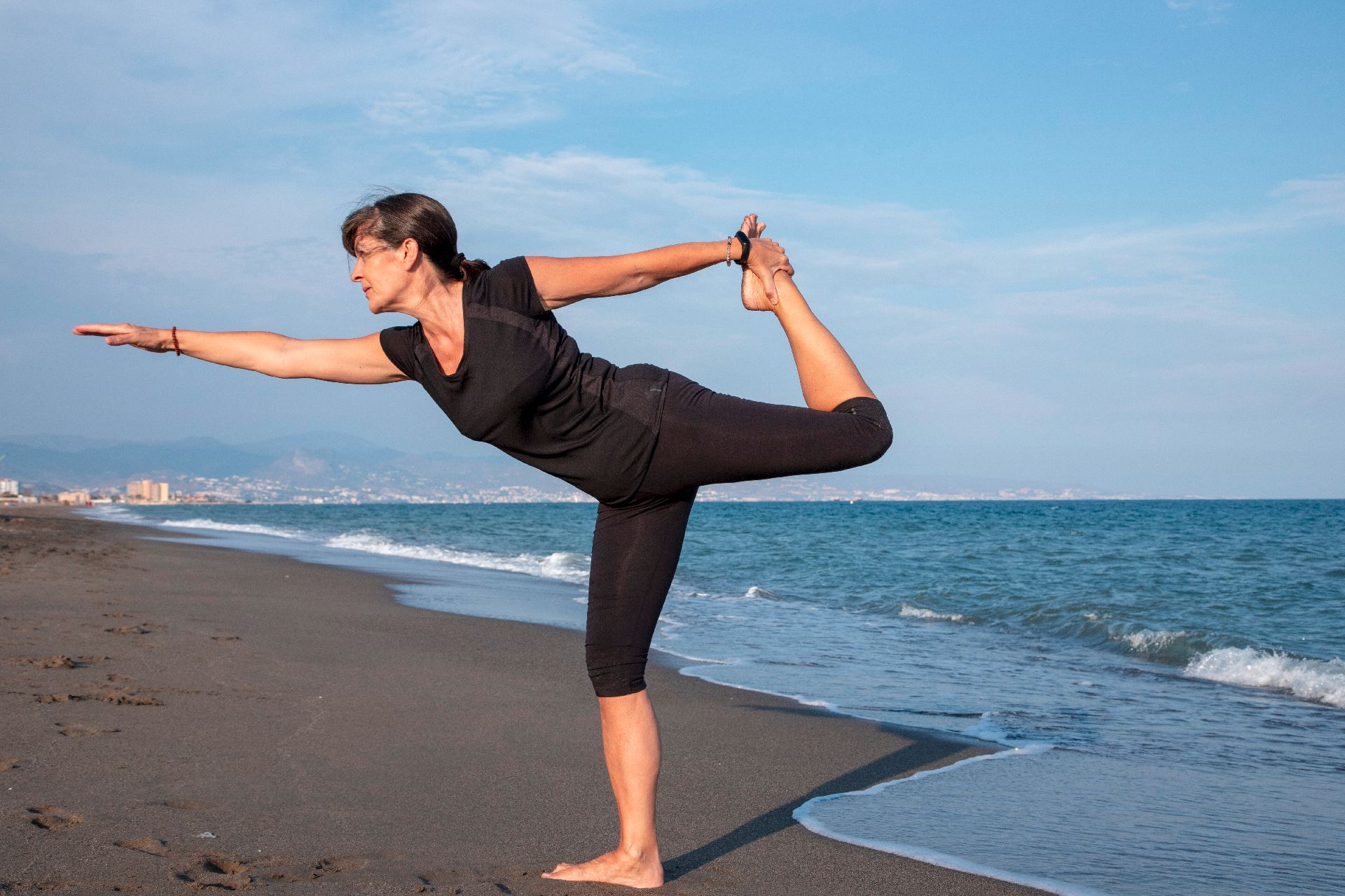 EL MAR NUNCA PIERDE SU AZUL. - Sadhaka Yoga